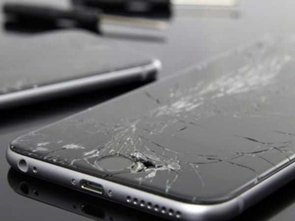 Riparazione iPhone Bologna Imola – Cambio schermo display vetro rotto ...